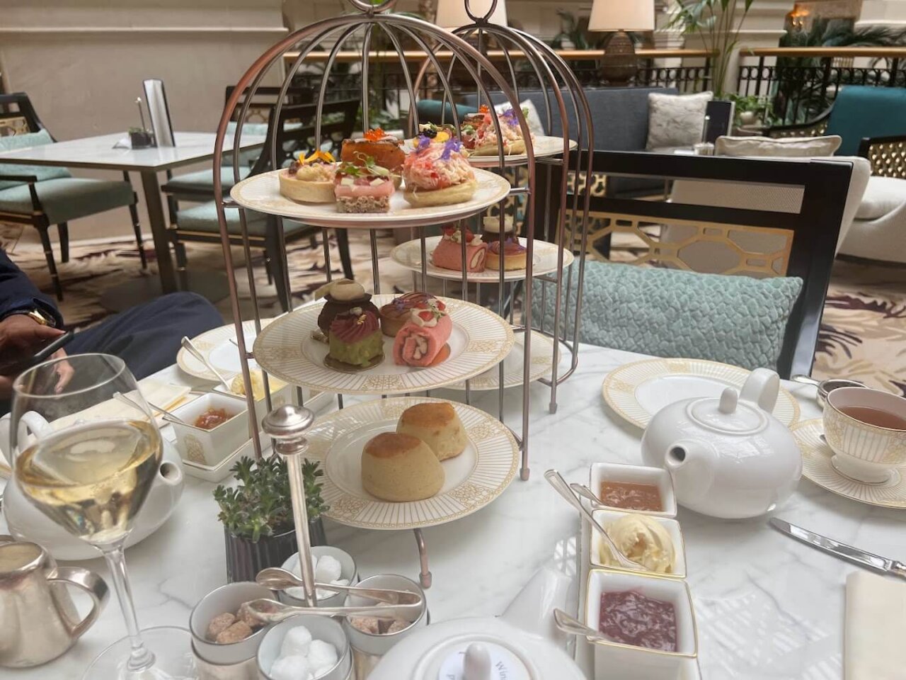 7 Amazing Afternoon Tea Locations in London - McNeill Luxury Travel ...